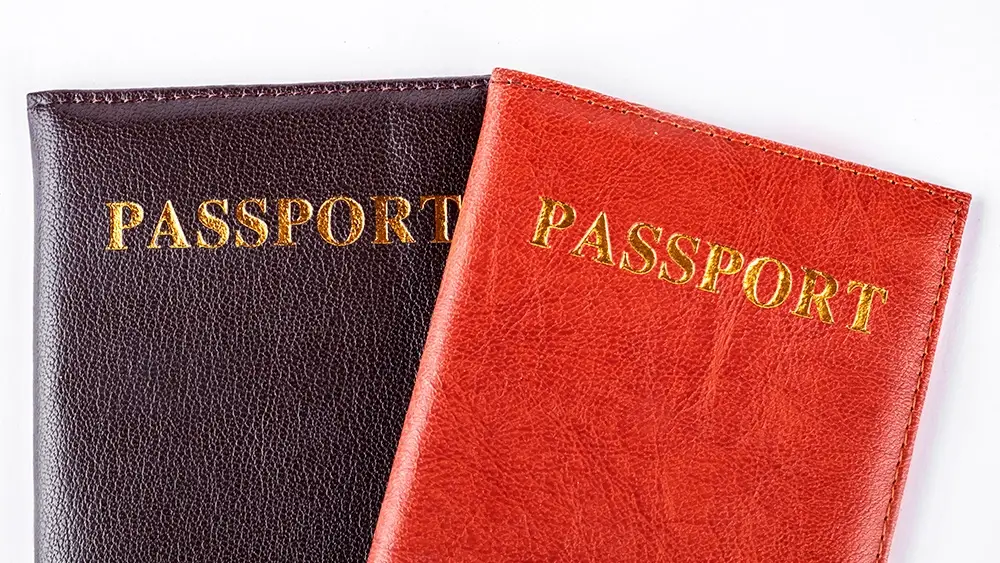 Greece vs Portugal Golden Visa 2025 – Which Program Wins for Investors?